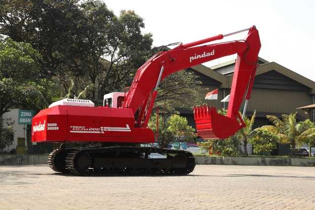 Pindad Mulai Produksi Excavator - Informasi Alat Berat
