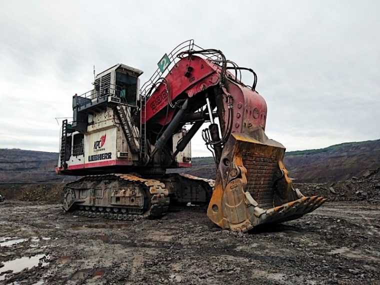 Hydraulic Excavator R 996 Liebherr di KPC Mencapai 140.000 SM